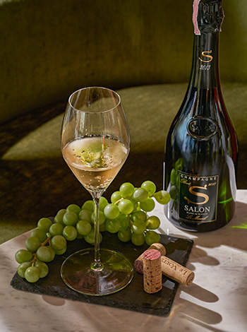 Wine & Dine | SIN Restaurant & Bar